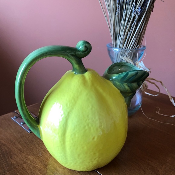 Lillian Vernon | Dining | Vintage Lillian Vernon Lemon Pitchervase ...